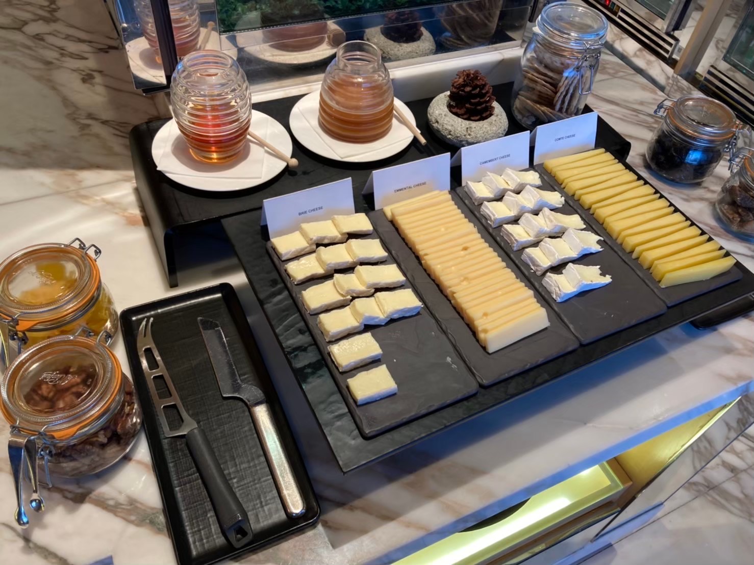 【宿泊記】ザ・リッツ・カールトン・ミレニア シンガポール②クラブラウンジを徹底解説 | CocoRi TRIP